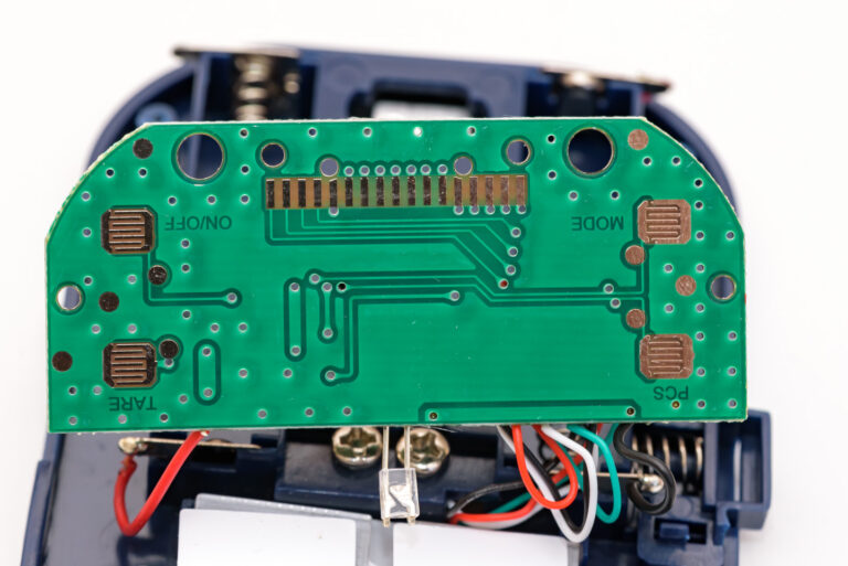 Amazonで買った中華精密デジタルはかり（スケール）を試してみた【分解あり】 | のぶらぼ