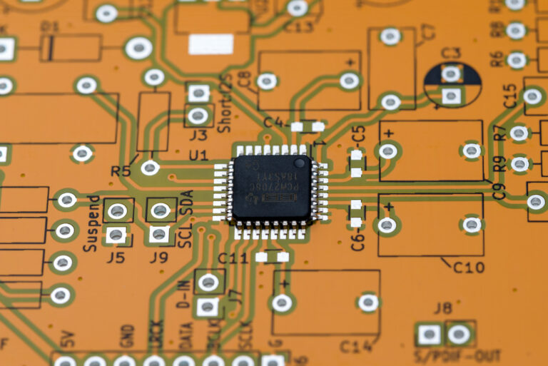 PCM2706Cを使ったUSBオーディオDAC基板を作ってみる | のぶらぼ
